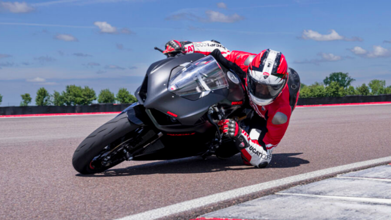 Solitaire Automotive Group