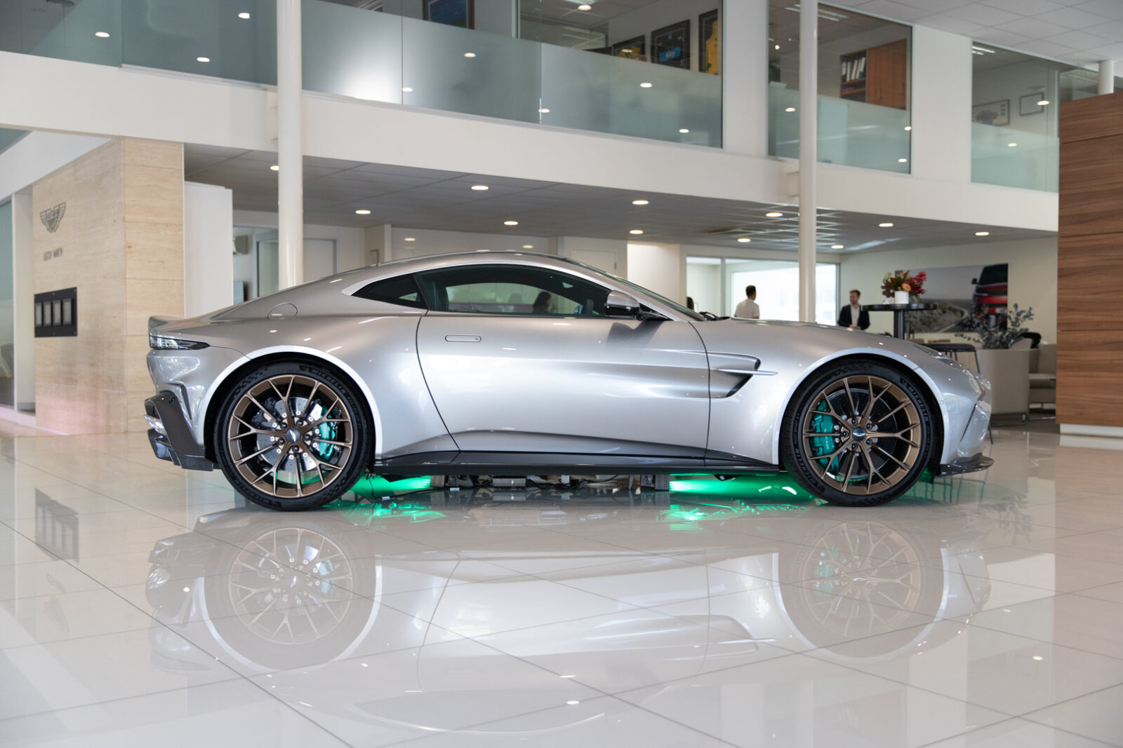 Aston Martin Vantage Preview - Solitaire Automotive Group