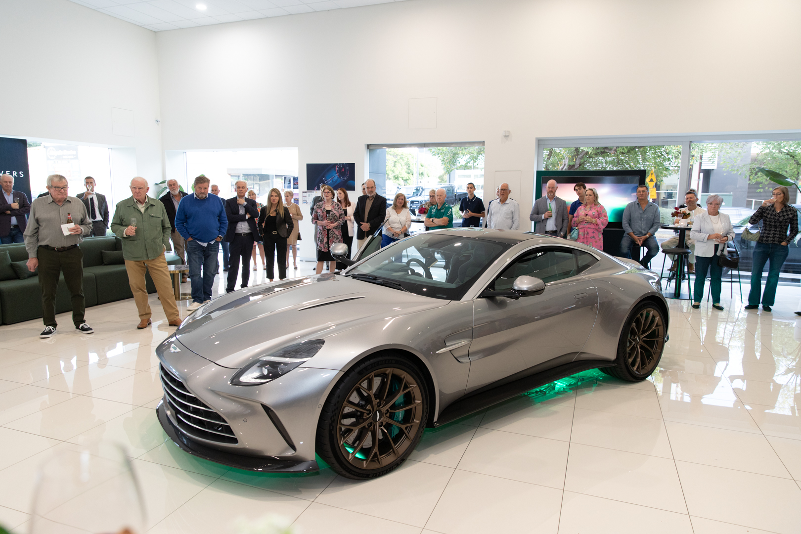 Aston Martin Vantage Preview - Solitaire Automotive Group